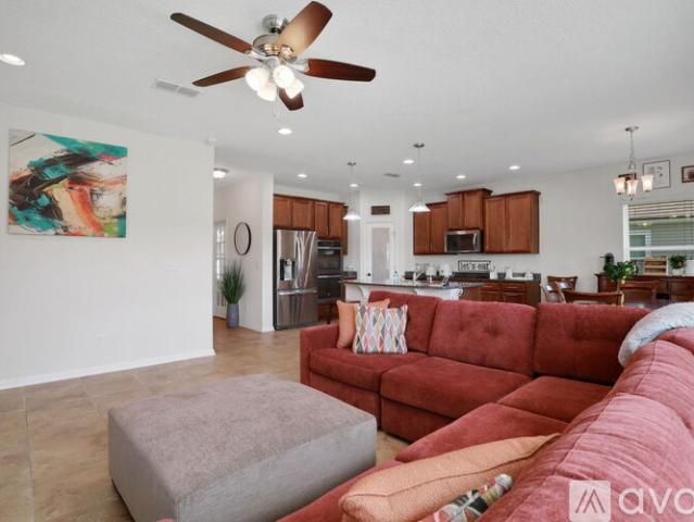 4 BR, 4 BA Apartment 16089 Garrett Grove Court, Jacksonville, FL 32218