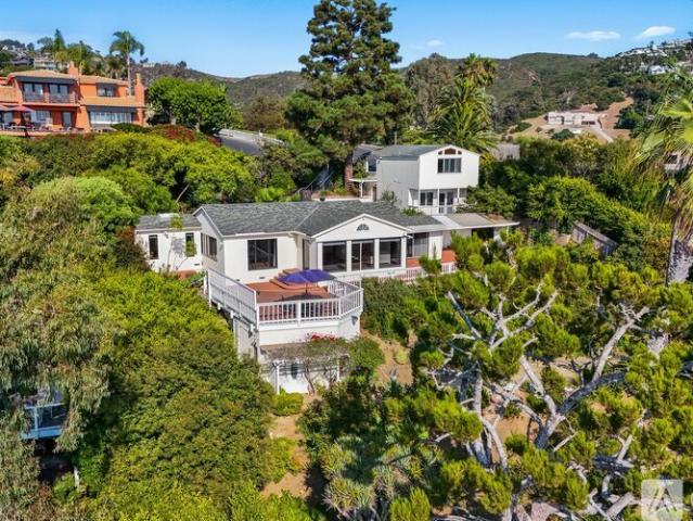 4 BR, 4 BA Apartment 1177 Temple Hills Dr, Laguna Beach, CA 92651