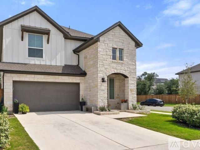 4 BR, 4 BA Apartment 1211 N Roger Hanks Parkway, Dripping Springs, TX 78620