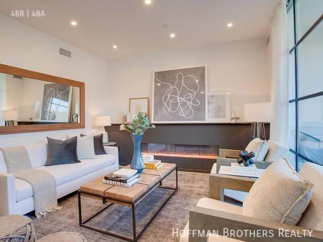 4 BR, 4 BA Apartment 1254 N Las Palmas Ave, Los Angeles, CA 90038