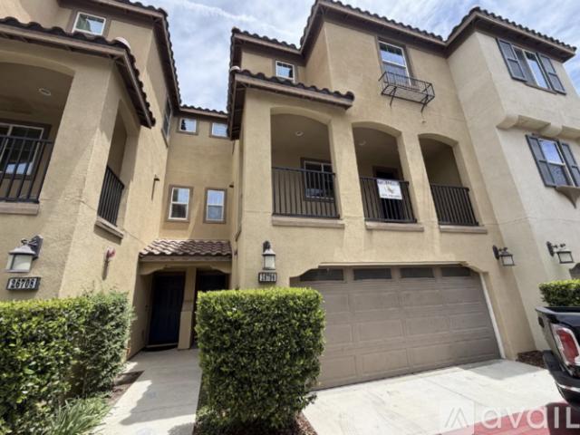 4 BR, 4 BA Apartment 26706 Lexington Ln, Santa Clarita, CA 91350