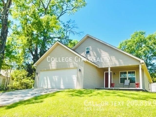 4 BR, 4 BA Apartment 2102 21st Ave, Northport, AL 35476