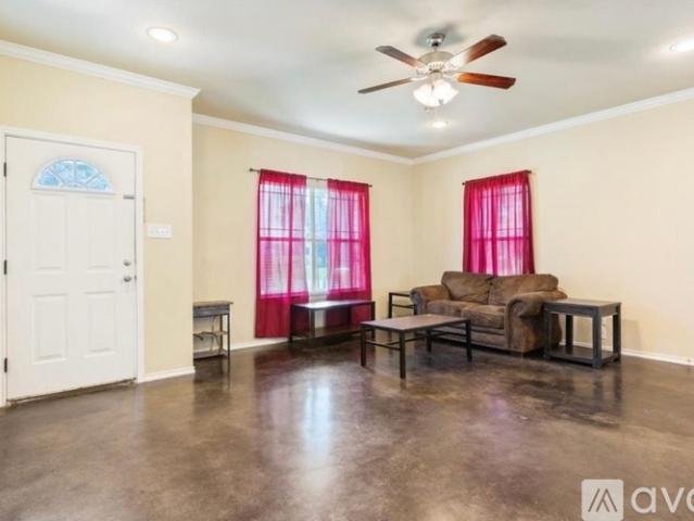 4 BR, 4 BA Apartment 331 French Ave, Waco, TX 76706