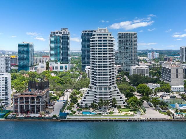 4 BR, 4 BA Apartment 555 NE 34th Street Unit PH 4, Miami, FL 33137