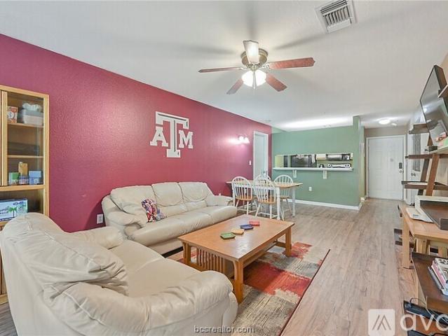 4 BR, 4 BA Apartment 529 Southwest Parkway, Unit 202, College Station, SC 77840