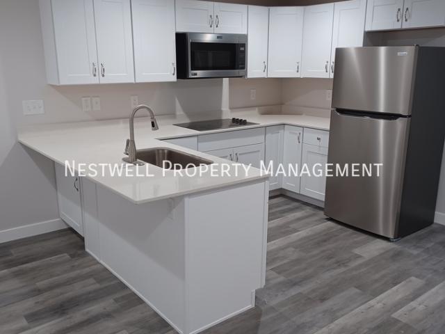 4 BR, 4 BA Apartment 7401 S Olivine River Ln, West Jordan, UT 84081