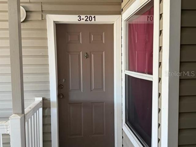 4 BR, 4 BA in CountrySide at the University