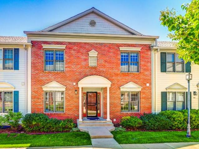 4 Br, 5 bath, Townhouse/Brownstone/RowHouse 927 Jersey St