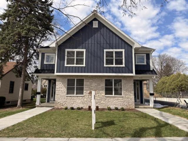 4 Br, 5 bath, Divided 717 N Brainard St
