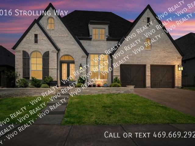 4 Br, 5 bath, Single Family 2016 Strolling Way