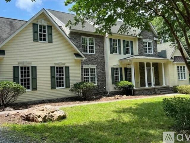 4 BR, 5 BA Apartment 39 Bethany Way, Fredericksburg, VA 22406