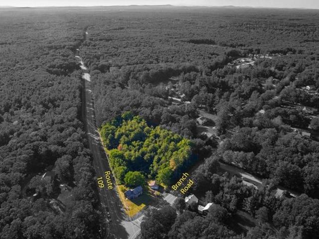 4 Branch Rd, Wells, ME 04090