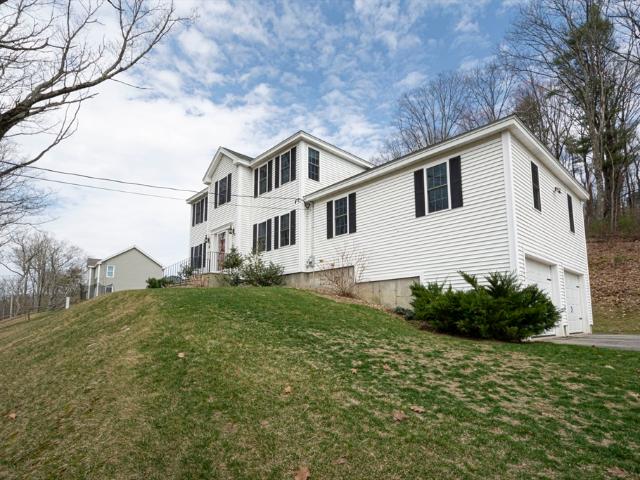 4 Brintnal Dr, Rutland, MA 01543 | MLS #73501 | Compass