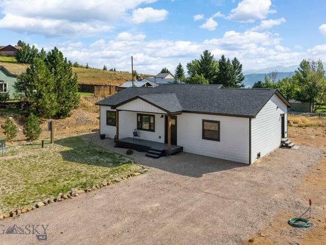 4 Bridges Ln, Jefferson City, MT 59638