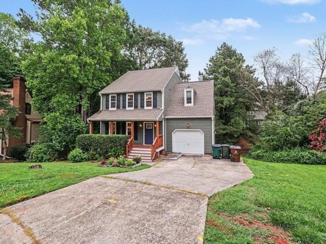 4 Brightleaf Ct, Durham, NC 27713