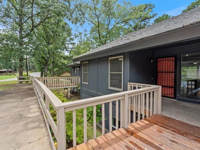 4 Britten Cir, Bella Vista, AR 72715