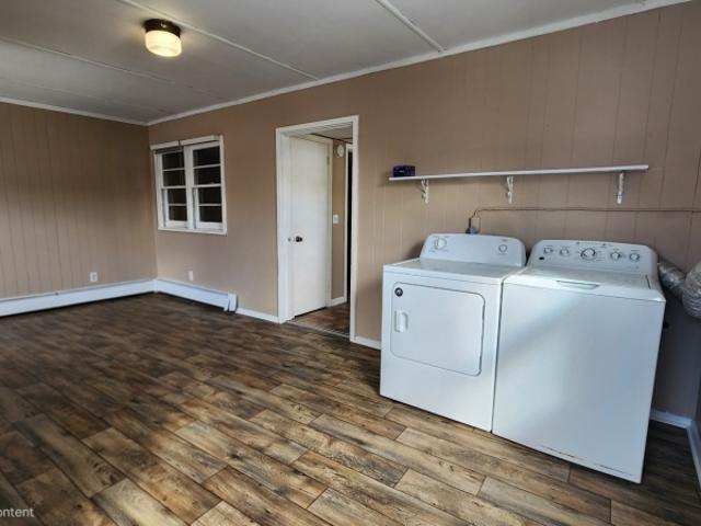 4 Broad St Unit 1