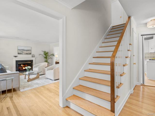 4 Bryson Street