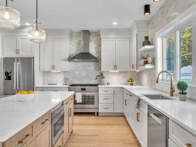 4 Curtis Rd, Natick, MA 01760 | MLS #73489 | Compass