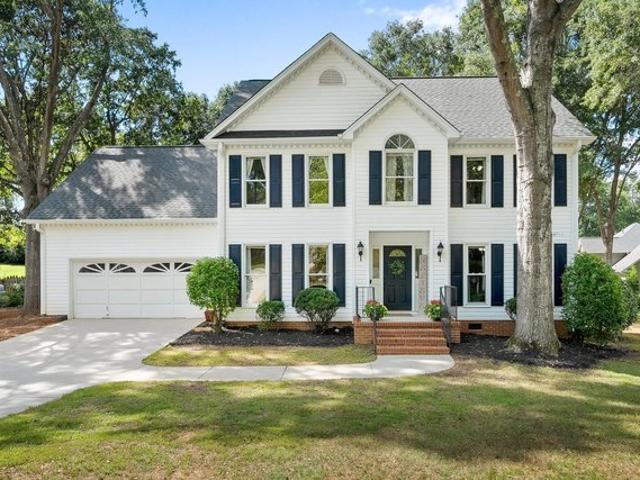 4 Cutting Horse Ct, Simpsonville, SC 29680