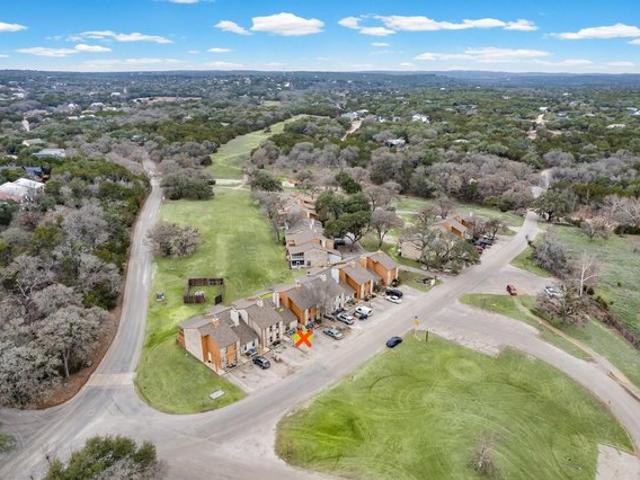 4 Cypress Fairway Vlg, Wimberley, TX 78676