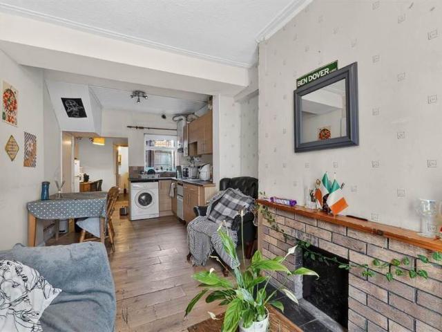 4 Cairo Street, Belfast, BT7 1QS