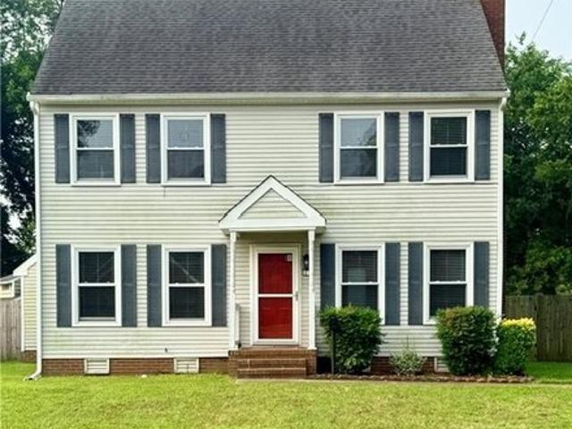 4 Cambridge Pl, Hampton, VA 23669