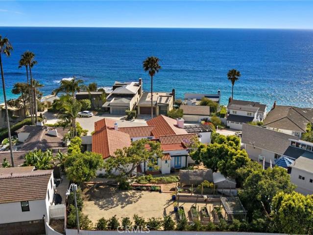 4 Camel Point Drive