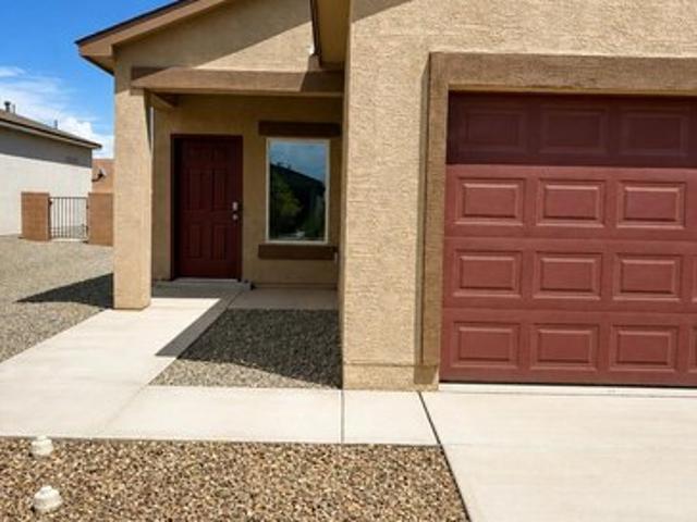 4 Camino Viejo, Los Lunas, NM 87031