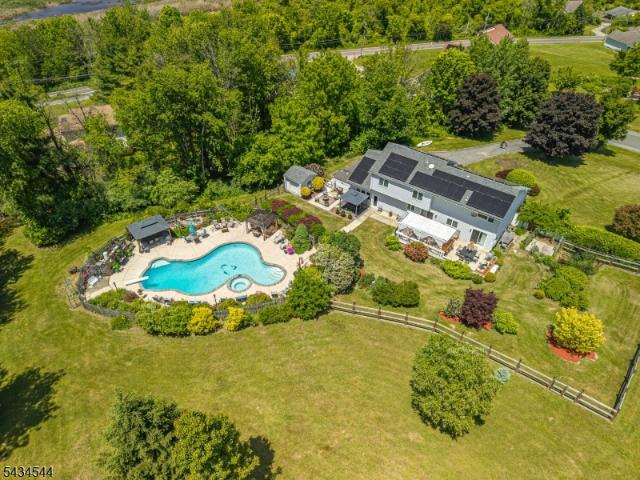 4 Campbell Dr