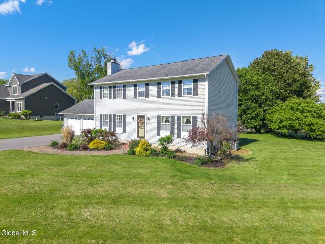 4 Canter Lane