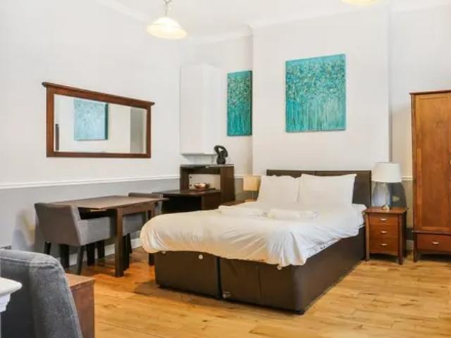 4 Castletown Road, London, W14 9HE, United Kingdom | Studio apartment for rent #139622374 | Rentberry