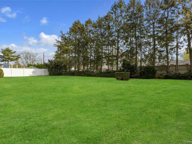 4 Carino Dr, Hicksville, NY 11801 | MLS #983769