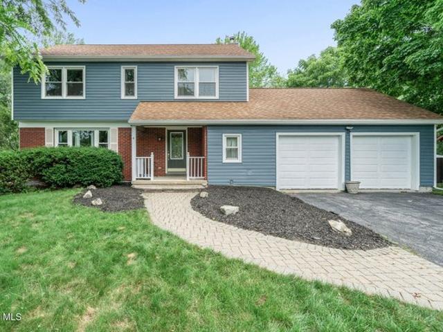 4 Carlyle Ct, Ballston Lake, NY 12019