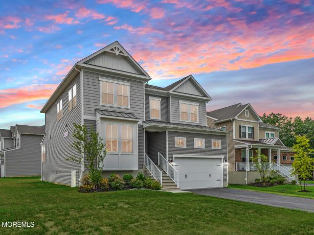 4 Carlisle Court