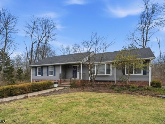 4 Carrell Rd