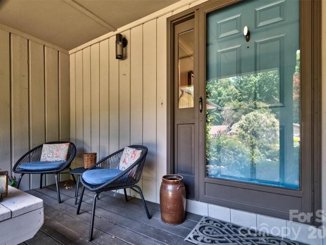 4 Catawba Ridge Court