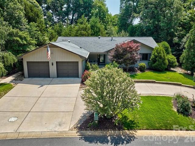 4 Catawba Ridge Ct, Lake Wylie, SC 29710