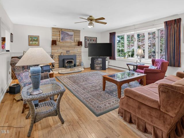 4 Catalpa Court