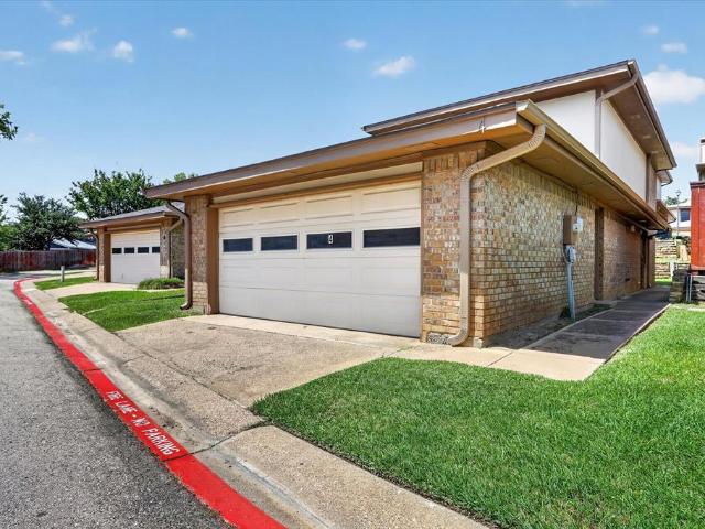 4 Cedar Lane