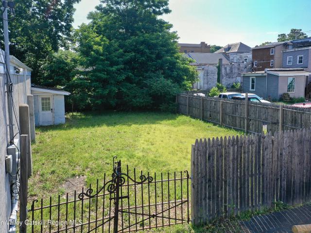 4 Central Avenue