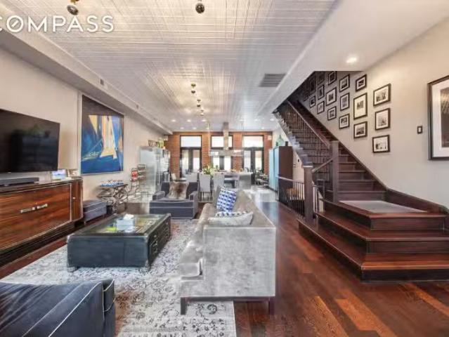 4 Centre Market Place, TH, New York, NY 10013