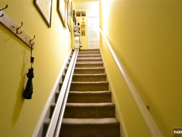 4 Chanda Court # 4