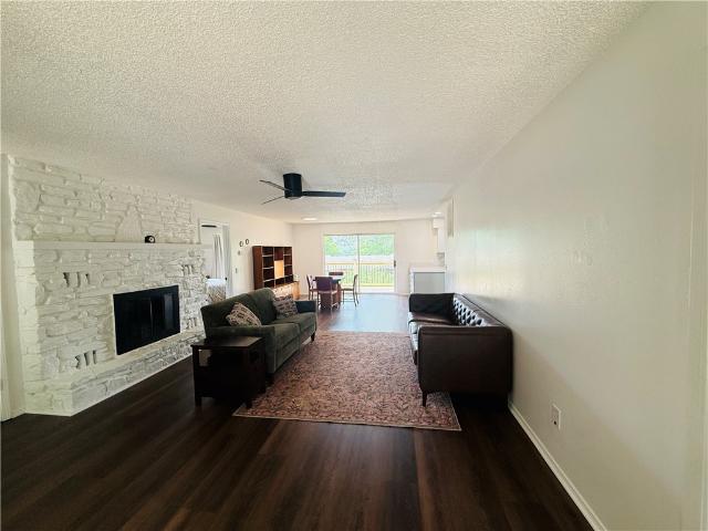 4 Chandler Lane