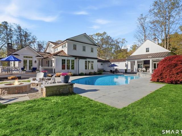 4 Charcoal Ln, Westport, CT 06880