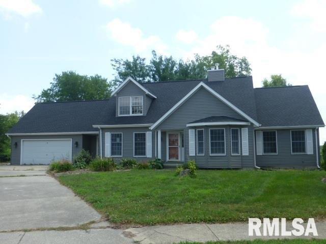 4 Charleston Ct, Chatham, IL 62629