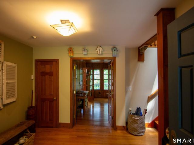 4 Chimney Point Road, New Milford, US, CT