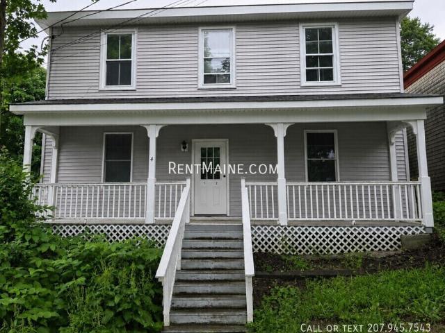 4 Church St. Apt 2 beds, 1 full bath