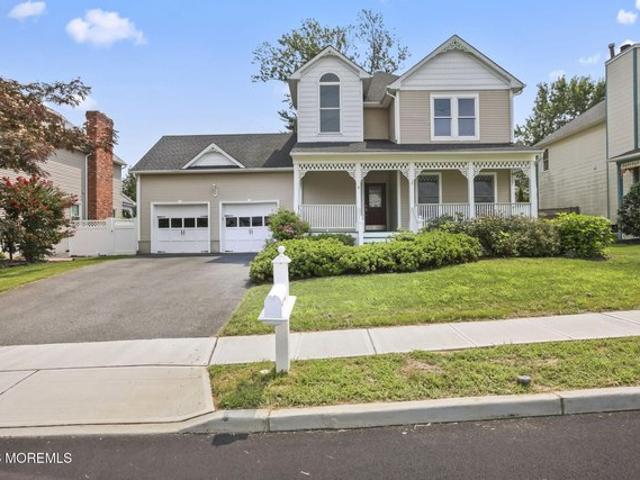 4 Claire Ct, Matawan, NJ 07747