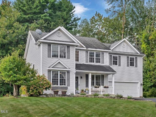 4 Clearwater Court
